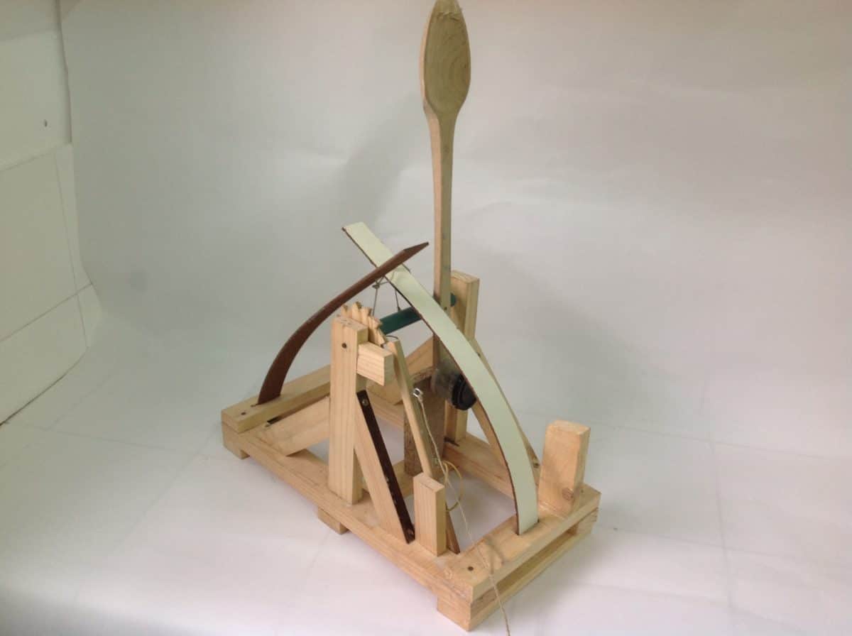 Construye una catapulta Leonardo da Vinci - Tecnosalva